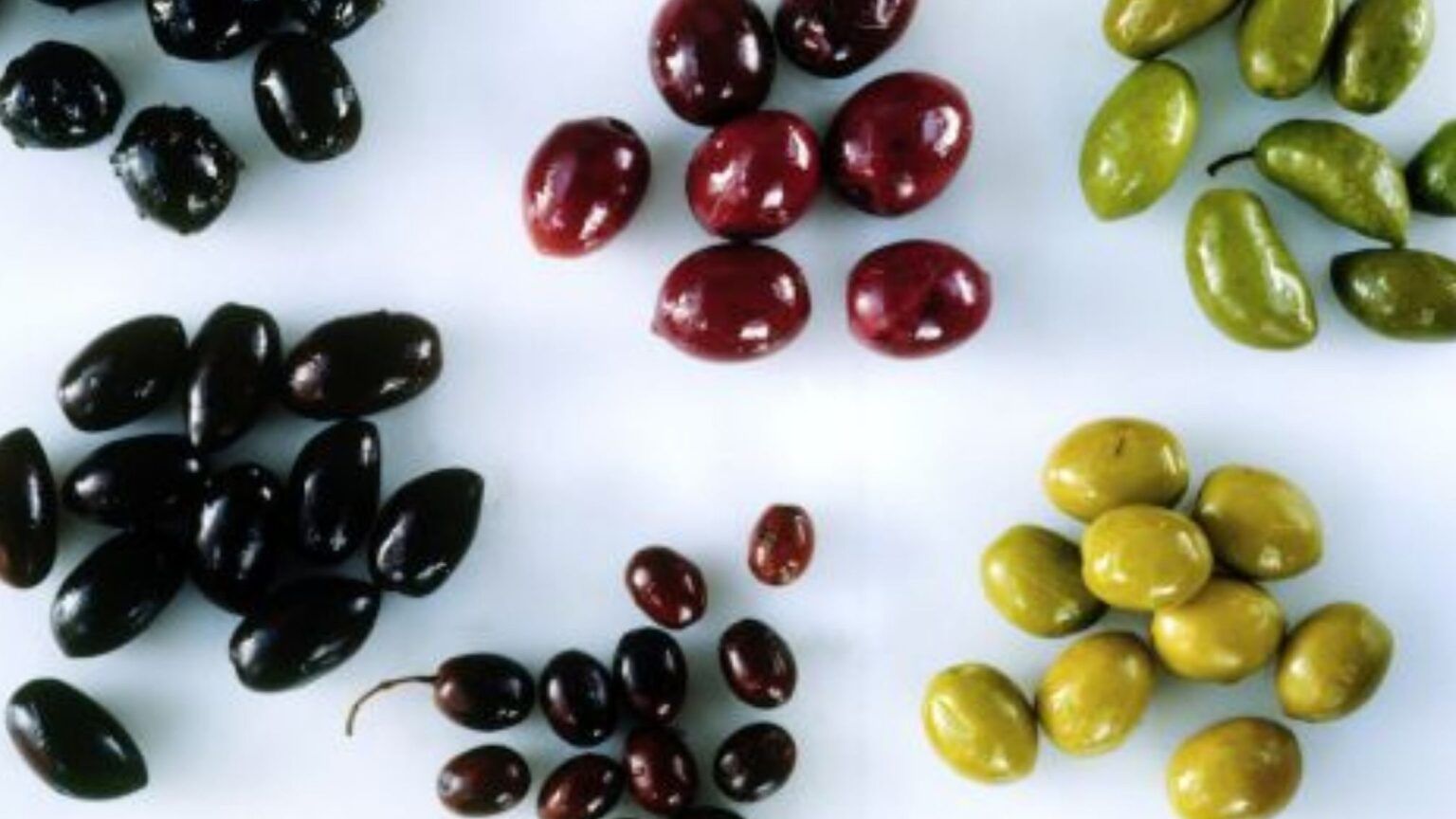 De qué color es la aceituna y cuáles son sus variedades: Descubre todo ...